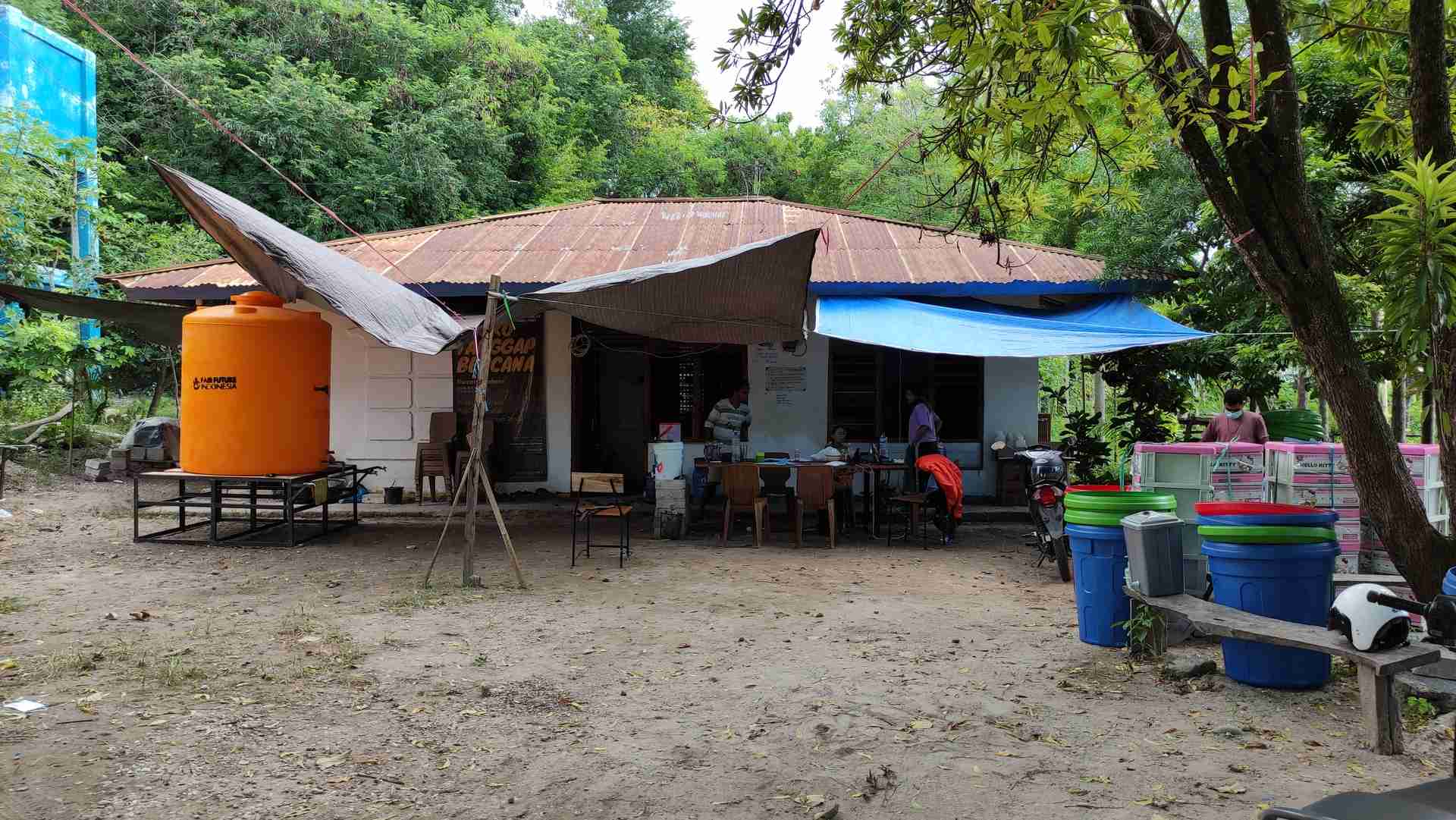 Rumah Kambera by Kawan Baik Indonesia & Fair Future Foundation - Rumah ...